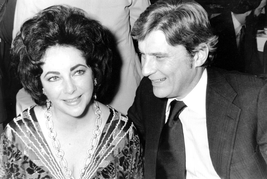 Wed. 9:04 a.m.: Former Sen. John Warner dies at 94, married Elizabeth ...